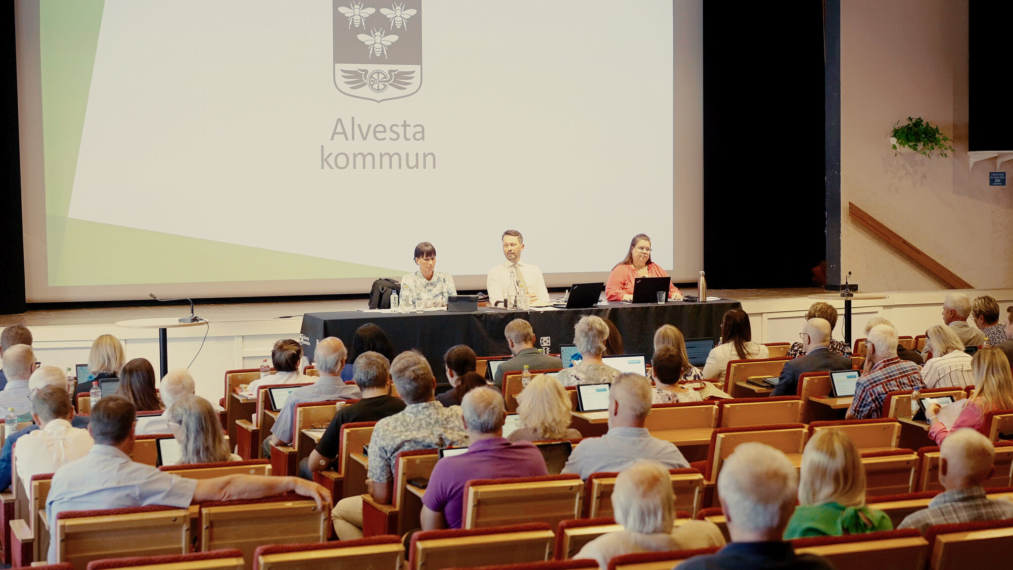 Kommunfullmäktige sammanträder, september – Alvesta Kommun